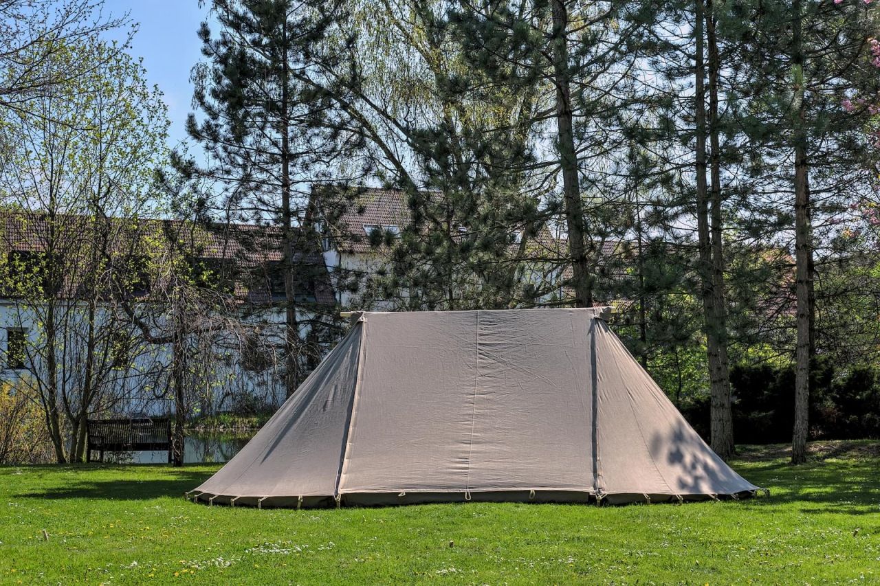 Viking tents manufacturing | FAMTENTS & RENTS
