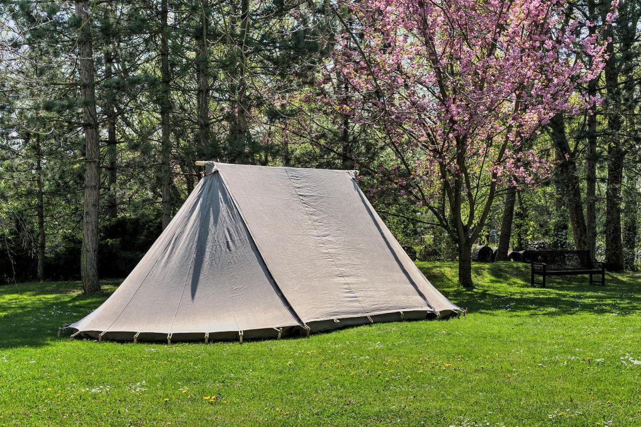 Viking tents manufacturing | FAMTENTS & RENTS
